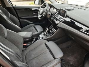 Black BMW 218 Gran Tourer 2018 in Taurage, with an engine capacity of 2.00 L and mileage of 340 thousand km for 7000 €, photo 12 on AUTOMOTO.COM.LV