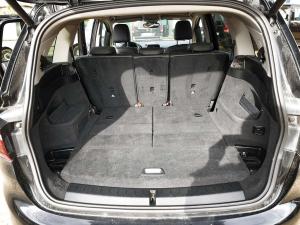 Black BMW 218 Gran Tourer 2018 in Taurage, with an engine capacity of 2.00 L and mileage of 340 thousand km for 7000 €, photo 14 on AUTOMOTO.COM.LV