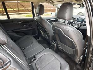 Black BMW 218 Gran Tourer 2018 in Taurage, with an engine capacity of 2.00 L and mileage of 340 thousand km for 7000 €, photo 16 on AUTOMOTO.COM.LV