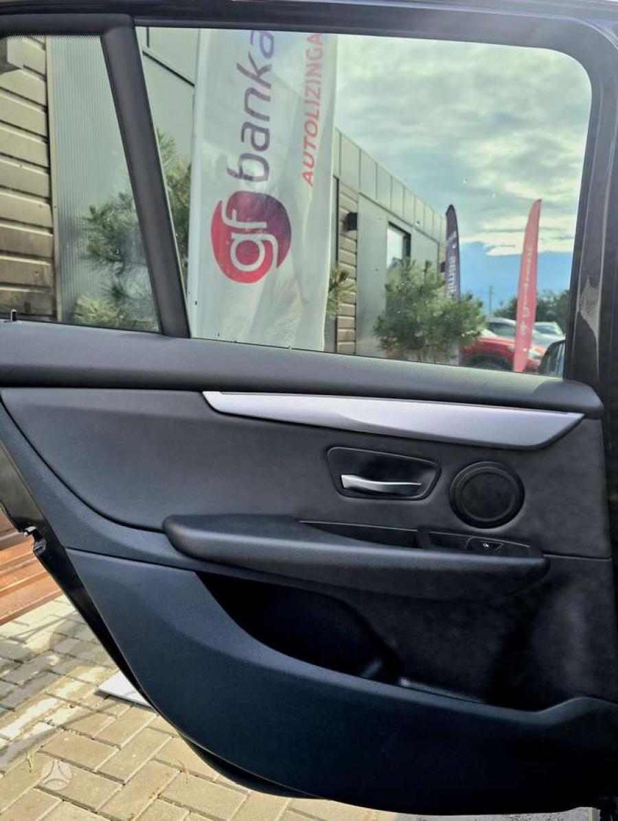 Черный БМВ 218 Gran Tourer 2021 в Таураге, объемом двигателя 2.00 л и пробегом 312 тыс. км за 13500 €, фото 35 на AUTOMOTO.COM.LV