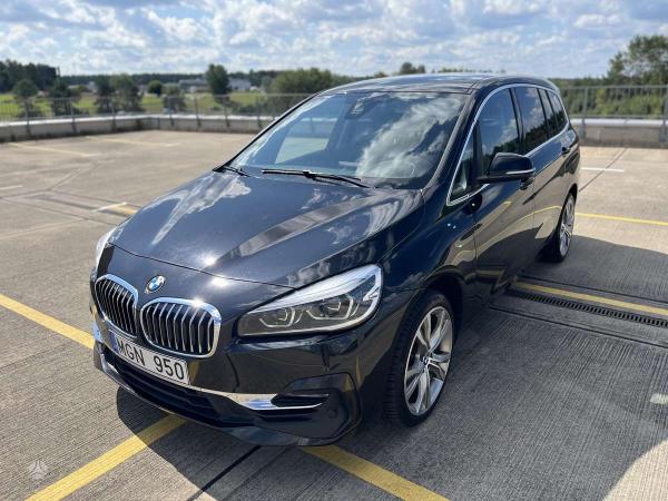 Melns BMW 218 Gran Tourer 2022 Viļņa, ar dzinēja tilpumu 1.50 L un nobraukumu 81 tūkst. km par 16999 €, foto 4 vietnē AUTOMOTO.COM.LV