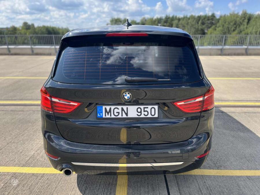 Melns BMW 218 Gran Tourer 2022 Viļņa, ar dzinēja tilpumu 1.50 L un nobraukumu 81 tūkst. km par 16999 €, foto 7 vietnē AUTOMOTO.COM.LV