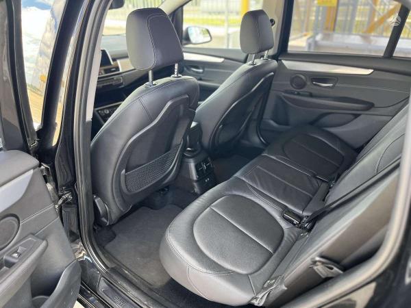 Melns BMW 218 Gran Tourer 2022 Viļņa, ar dzinēja tilpumu 1.50 L un nobraukumu 81 tūkst. km par 16999 €, foto 11 vietnē AUTOMOTO.COM.LV
