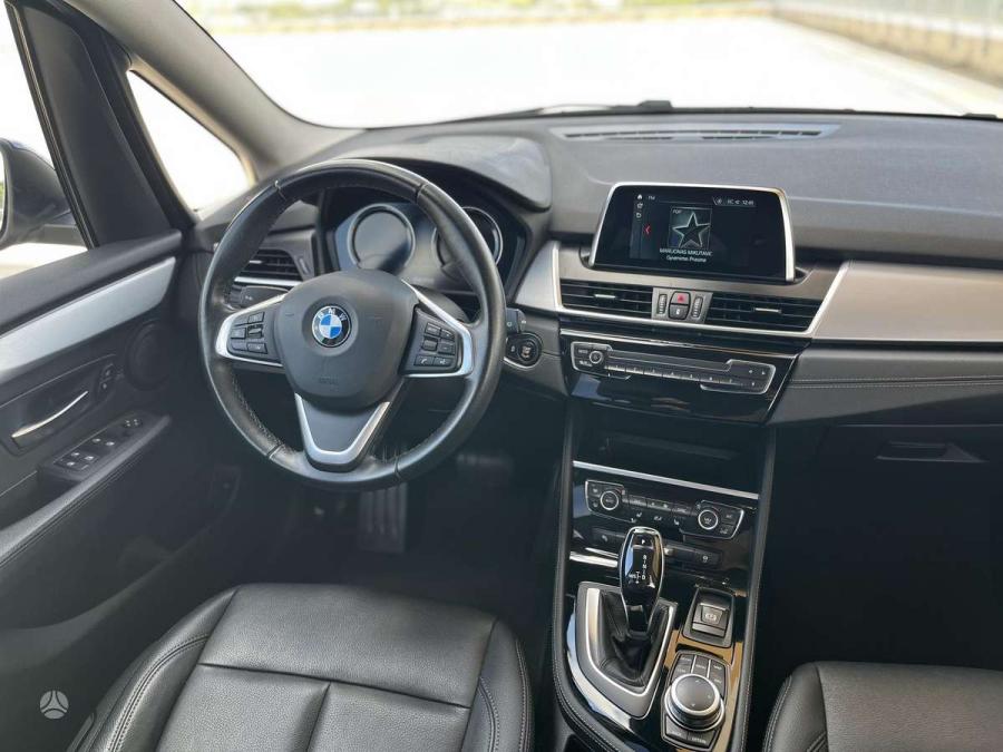 Melns BMW 218 Gran Tourer 2022 Viļņa, ar dzinēja tilpumu 1.50 L un nobraukumu 81 tūkst. km par 16999 €, foto 14 vietnē AUTOMOTO.COM.LV