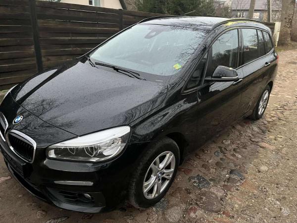 Black BMW 218 Gran Tourer 2017 in Klaipeda, with an engine capacity of 2.00 L and mileage of 287 thousand km for 7800 €, photo 4 on AUTOMOTO.COM.LV
