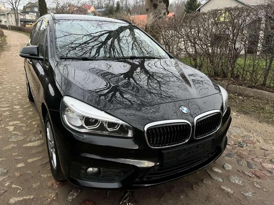 Melns BMW 218 Gran Tourer 2017 Klaipėda, ar dzinēja tilpumu 2.00 L un nobraukumu 287 tūkst. km par 7800 €, foto 11 vietnē AUTOMOTO.COM.LV