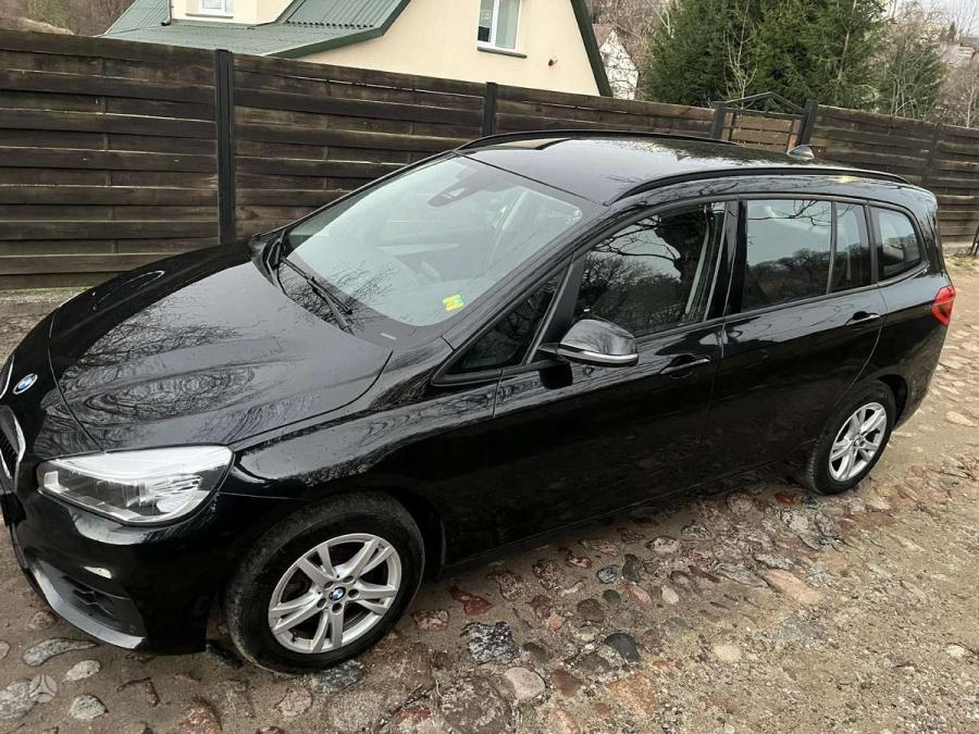 Melns BMW 218 Gran Tourer 2017 Klaipėda, ar dzinēja tilpumu 2.00 L un nobraukumu 287 tūkst. km par 7800 €, foto 19 vietnē AUTOMOTO.COM.LV