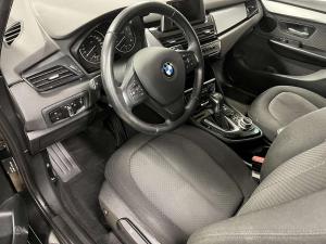 Melns BMW 218 Gran Tourer 2017 Klaipėda, ar dzinēja tilpumu 2.00 L un nobraukumu 287 tūkst. km par 7800 €, foto 25 vietnē AUTOMOTO.COM.LV
