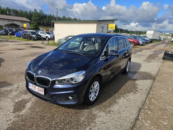 Blue BMW 218 Gran Tourer 2016 in Vilnius, with an engine capacity of 2.00 L and mileage of 221 thousand km for 7950 €, photo 1 on AUTOMOTO.COM.LV