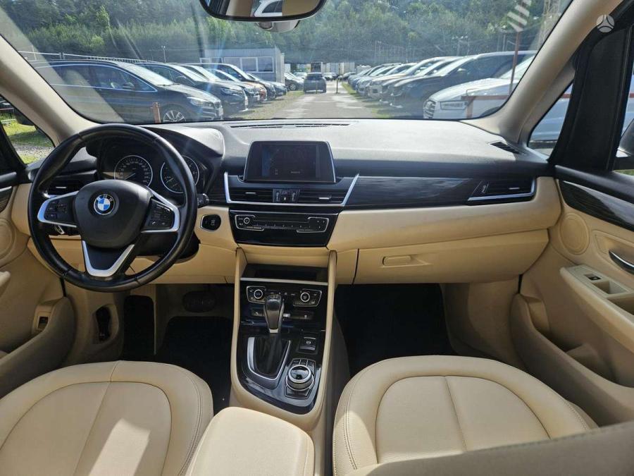 Zils BMW 218 Gran Tourer 2016 Viļņa, ar dzinēja tilpumu 2.00 L un nobraukumu 221 tūkst. km par 7950 €, foto 10 vietnē AUTOMOTO.COM.LV