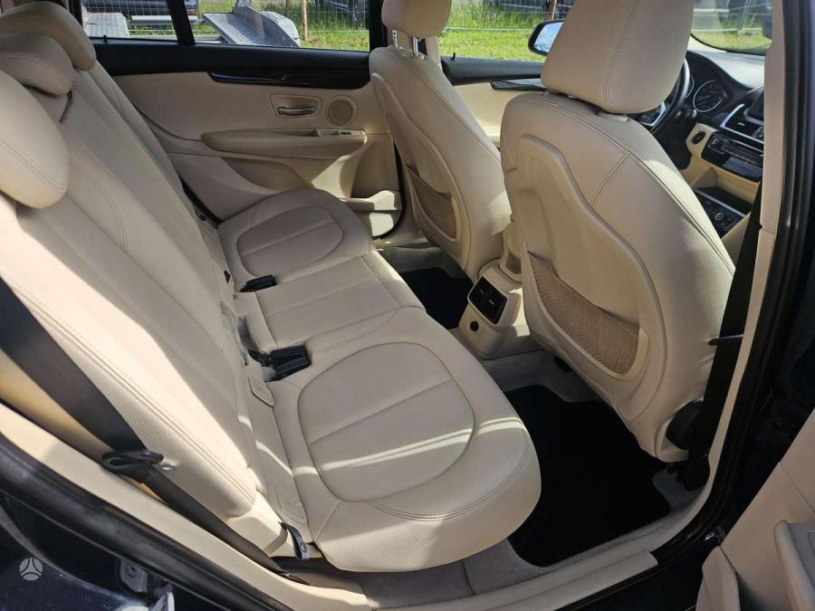Zils BMW 218 Gran Tourer 2016 Viļņa, ar dzinēja tilpumu 2.00 L un nobraukumu 221 tūkst. km par 7950 €, foto 15 vietnē AUTOMOTO.COM.LV