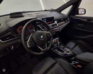 Grey BMW 218 Gran Tourer 2015 in Marijampole, with an engine capacity of 2.00 L and mileage of 280 thousand km for 11750 €, photo 3 on AUTOMOTO.COM.LV