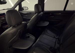 Grey BMW 218 Gran Tourer 2015 in Marijampole, with an engine capacity of 2.00 L and mileage of 280 thousand km for 11750 €, photo 27 on AUTOMOTO.COM.LV