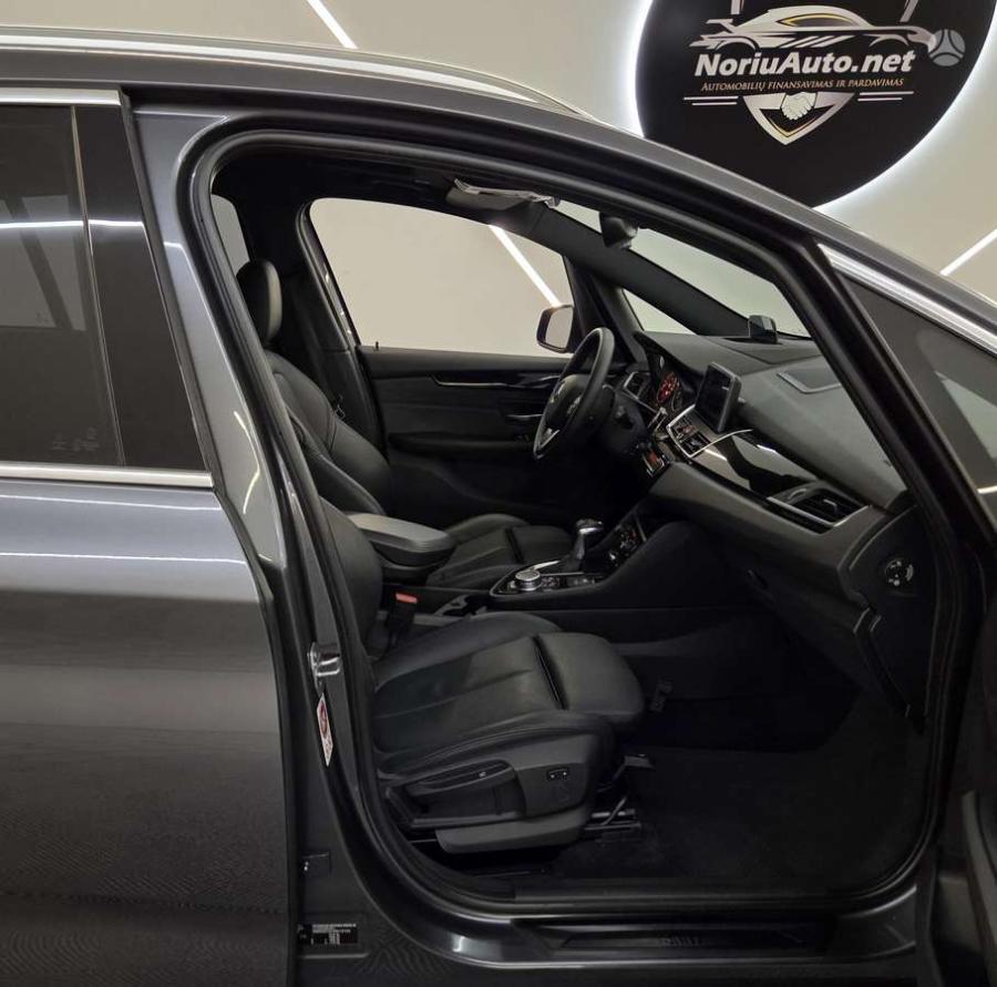 Grey BMW 218 Gran Tourer 2015 in Marijampole, with an engine capacity of 2.00 L and mileage of 280 thousand km for 11750 €, photo 31 on AUTOMOTO.COM.LV