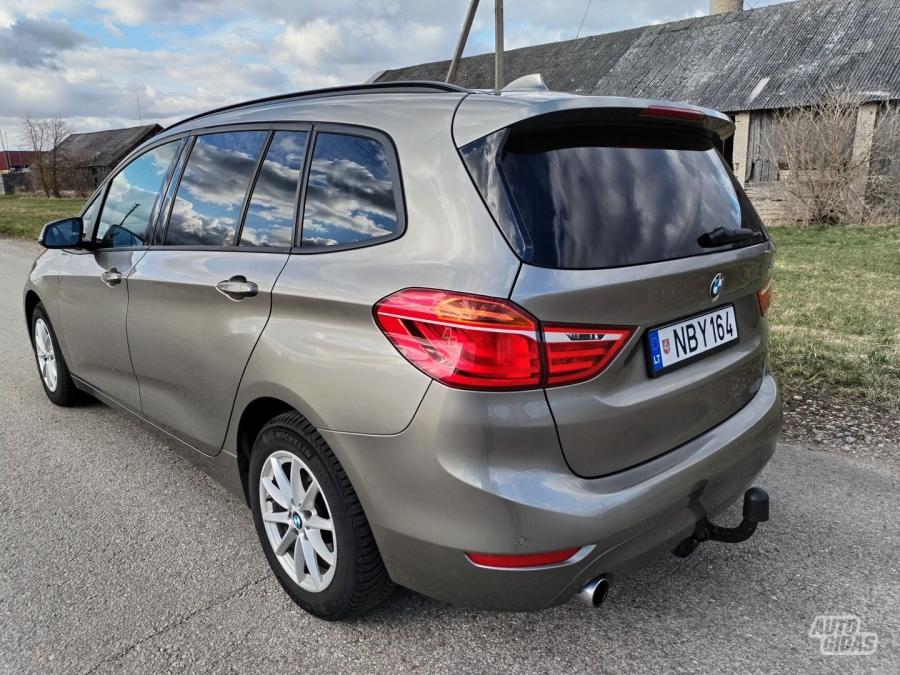 Pelēks BMW 218 Gran Tourer 2016 Kauņa, ar dzinēja tilpumu 2.00 L un nobraukumu 277 tūkst. km par 9500 €, foto 18 vietnē AUTOMOTO.COM.LV