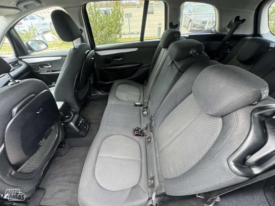 Pelēks BMW 218 Gran Tourer 2016 Šauļi, ar dzinēja tilpumu 2.00 L un nobraukumu 255 tūkst. km par 6750 €, foto 13 vietnē AUTOMOTO.COM.LV