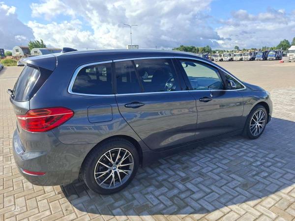 Pelēks BMW 218 Gran Tourer 2016 Tauragė, ar dzinēja tilpumu 2.00 L un nobraukumu 230 tūkst. km par 7800 €, foto 5 vietnē AUTOMOTO.COM.LV
