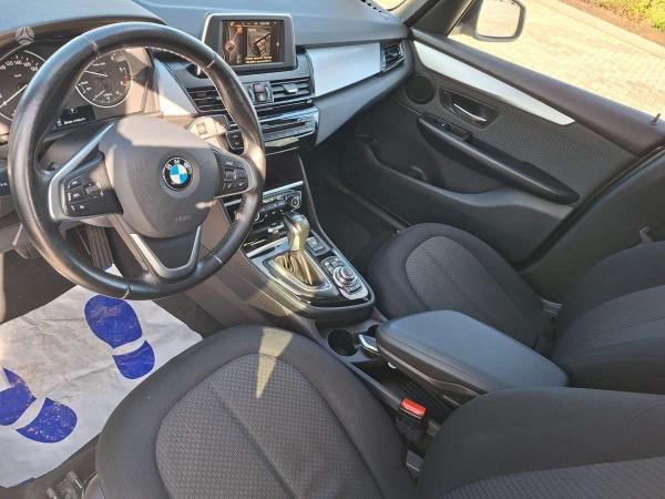 Pelēks BMW 218 Gran Tourer 2016 Tauragė, ar dzinēja tilpumu 2.00 L un nobraukumu 230 tūkst. km par 7800 €, foto 8 vietnē AUTOMOTO.COM.LV