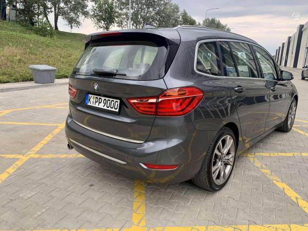 Pelēks BMW 218 Gran Tourer 2016 Viļņa, ar dzinēja tilpumu 2.00 L un nobraukumu 221 tūkst. km par 7850 €, foto 5 vietnē AUTOMOTO.COM.LV