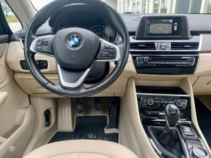 Pelēks BMW 218 Gran Tourer 2016 Viļņa, ar dzinēja tilpumu 2.00 L un nobraukumu 221 tūkst. km par 7850 €, foto 15 vietnē AUTOMOTO.COM.LV