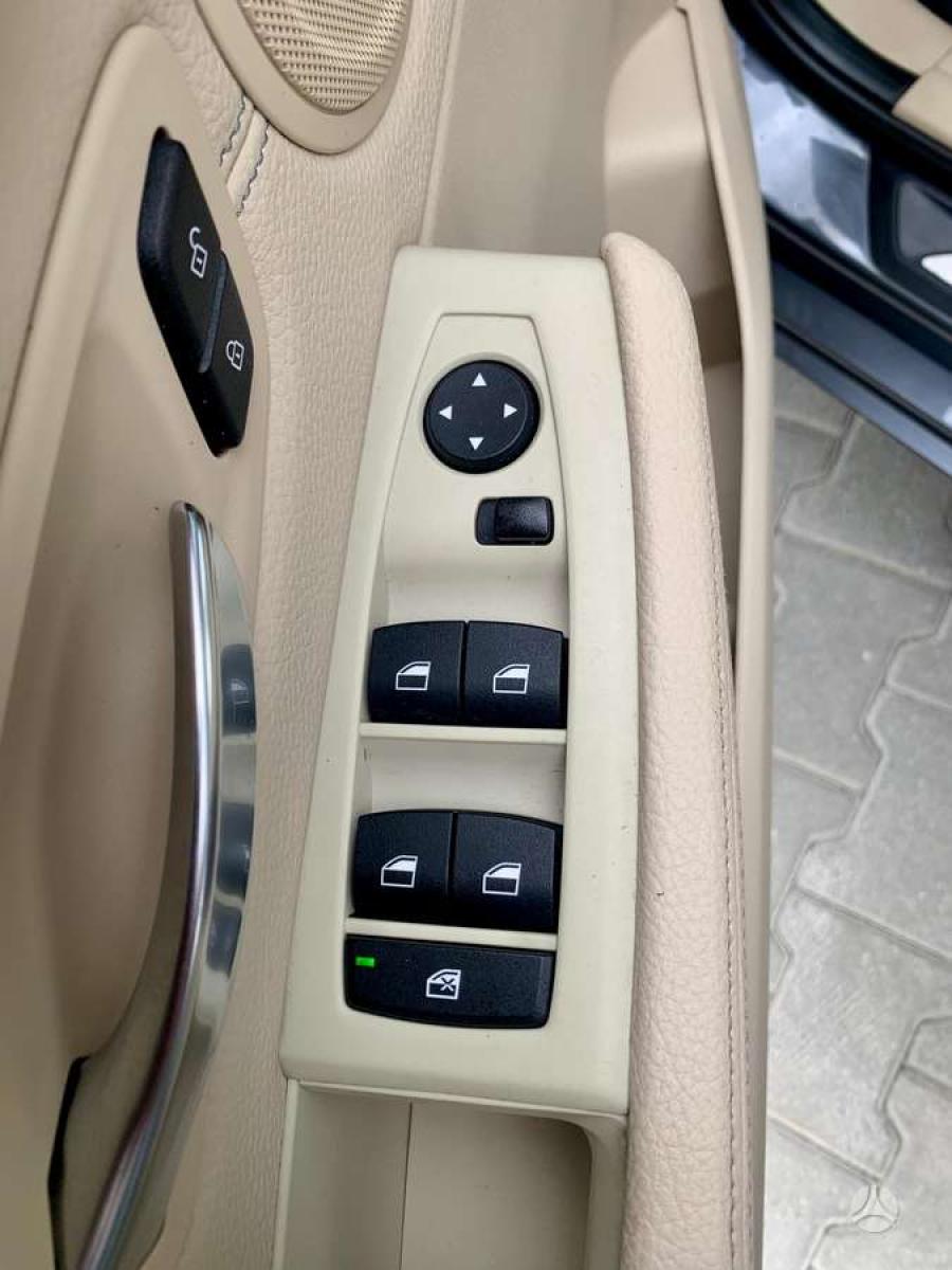 Pelēks BMW 218 Gran Tourer 2016 Viļņa, ar dzinēja tilpumu 2.00 L un nobraukumu 221 tūkst. km par 7850 €, foto 18 vietnē AUTOMOTO.COM.LV