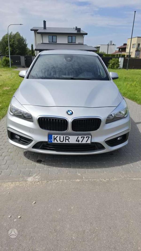 Grey BMW 218 Gran Tourer 2017 in Kaunas, with an engine capacity of 2.00 L and mileage of 120 thousand km for 12750 €, photo 8 on AUTOMOTO.COM.LV