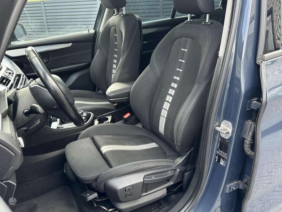 Pelēks BMW 218 Gran Tourer 2017 Kauņa, ar dzinēja tilpumu 2.00 L un nobraukumu 233 tūkst. km par 8580 €, foto 27 vietnē AUTOMOTO.COM.LV