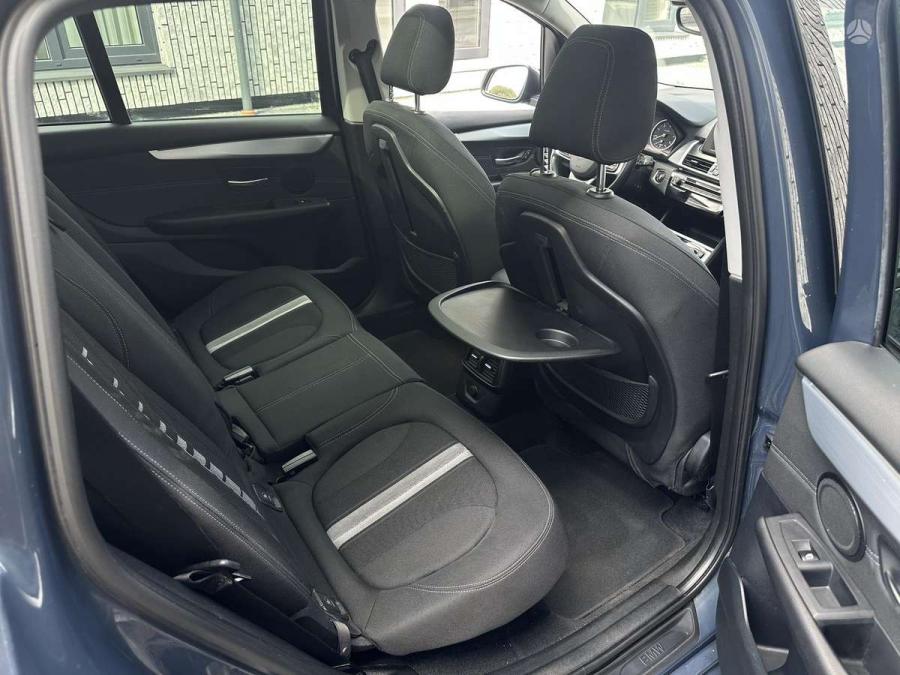 Pelēks BMW 218 Gran Tourer 2017 Kauņa, ar dzinēja tilpumu 2.00 L un nobraukumu 233 tūkst. km par 8580 €, foto 29 vietnē AUTOMOTO.COM.LV