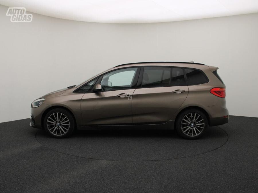 Grey BMW 218 Gran Tourer 2018 in Vilnius, with an engine capacity of 1.50 L and mileage of 192 thousand km for 13099 €, photo 5 on AUTOMOTO.COM.LV