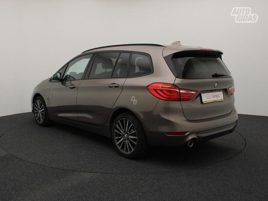 Grey BMW 218 Gran Tourer 2018 in Vilnius, with an engine capacity of 1.50 L and mileage of 192 thousand km for 13099 €, photo 6 on AUTOMOTO.COM.LV
