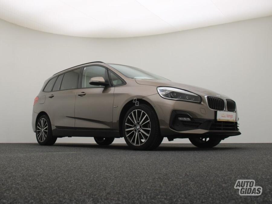 Grey BMW 218 Gran Tourer 2018 in Vilnius, with an engine capacity of 1.50 L and mileage of 192 thousand km for 13099 €, photo 10 on AUTOMOTO.COM.LV