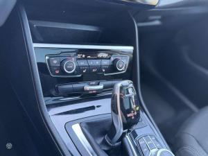 Grey BMW 218 Gran Tourer 2020 in Taurage, with an engine capacity of 2.00 L and mileage of 280 thousand km for 10999 €, photo 12 on AUTOMOTO.COM.LV