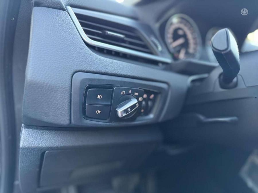 Grey BMW 218 Gran Tourer 2020 in Taurage, with an engine capacity of 2.00 L and mileage of 280 thousand km for 10999 €, photo 29 on AUTOMOTO.COM.LV