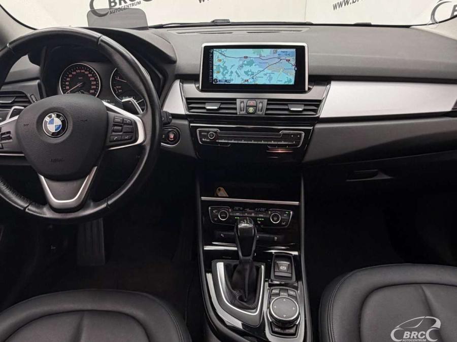 Red BMW 218 Gran Tourer 2015 in Vilnius, with an engine capacity of 2.00 L and mileage of 223 thousand km for 7500 €, photo 15 on AUTOMOTO.COM.LV