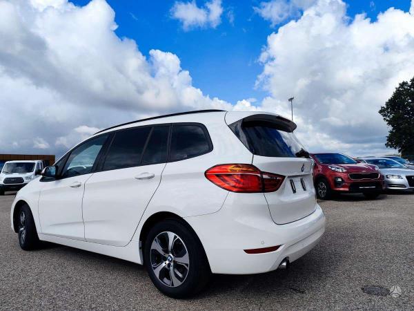 White BMW 218 Gran Tourer 2015 in Marijampole, with an engine capacity of 0.00 L and mileage of 267 thousand km for 6800 €, photo 3 on AUTOMOTO.COM.LV