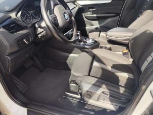 White BMW 218 Gran Tourer 2015 in Marijampole, with an engine capacity of 0.00 L and mileage of 267 thousand km for 6800 €, photo 6 on AUTOMOTO.COM.LV