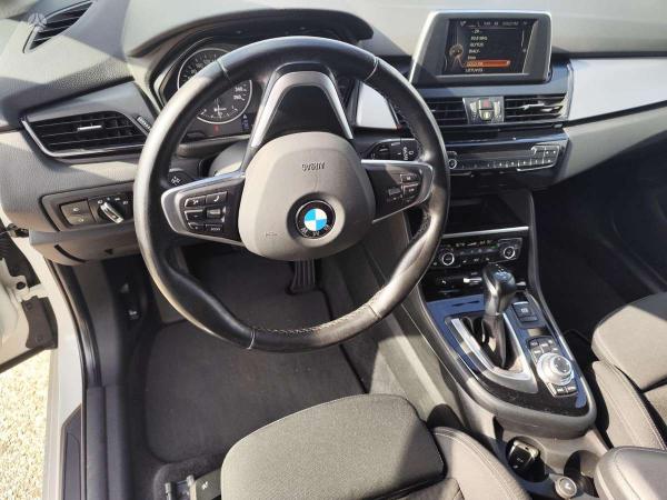 White BMW 218 Gran Tourer 2015 in Marijampole, with an engine capacity of 0.00 L and mileage of 267 thousand km for 6800 €, photo 9 on AUTOMOTO.COM.LV