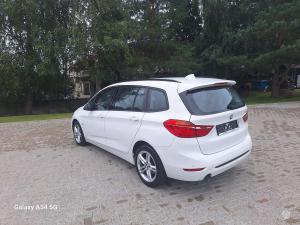 White BMW 218 Gran Tourer 2016 in Kaunas, with an engine capacity of 2.00 L and mileage of 230 thousand km for 8650 €, photo 6 on AUTOMOTO.COM.LV