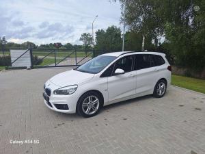 White BMW 218 Gran Tourer 2016 in Kaunas, with an engine capacity of 2.00 L and mileage of 230 thousand km for 8650 €, photo 22 on AUTOMOTO.COM.LV