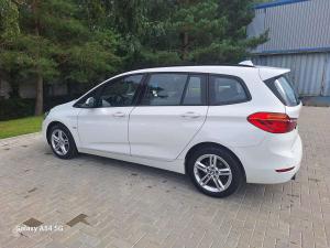 White BMW 218 Gran Tourer 2016 in Kaunas, with an engine capacity of 2.00 L and mileage of 230 thousand km for 8650 €, photo 26 on AUTOMOTO.COM.LV