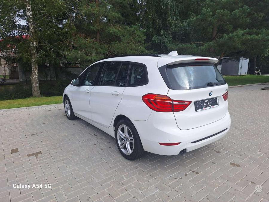 White BMW 218 Gran Tourer 2016 in Kaunas, with an engine capacity of 2.00 L and mileage of 230 thousand km for 8650 €, photo 29 on AUTOMOTO.COM.LV