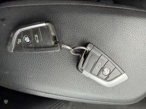 White BMW 218 Gran Tourer 2017 in Vilnius, with an engine capacity of 0.00 L and mileage of 181 thousand km for 6100 €, photo 16 on AUTOMOTO.COM.LV