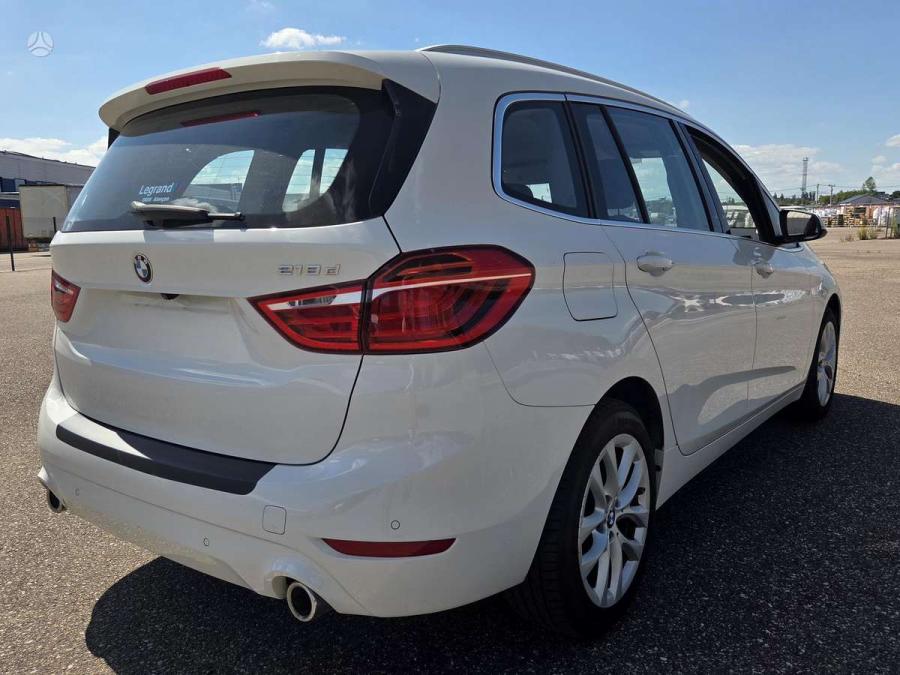 Balts BMW 218 Gran Tourer 2022 Kauņa, ar dzinēja tilpumu 2.00 L un nobraukumu 230 tūkst. km par 11999 €, foto 6 vietnē AUTOMOTO.COM.LV