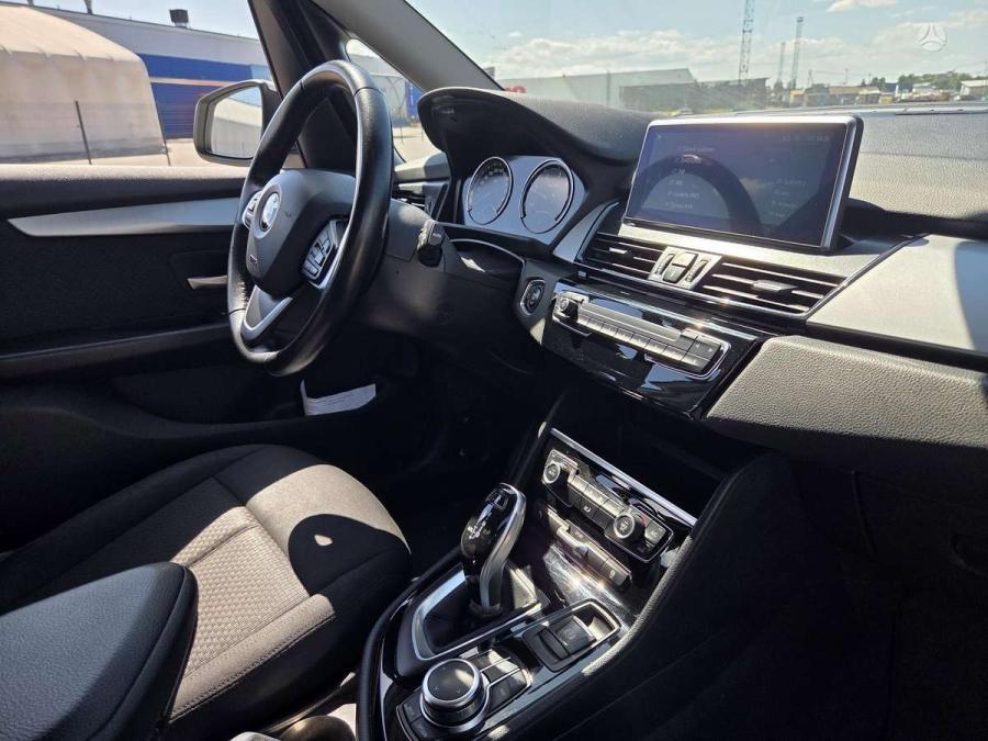 Balts BMW 218 Gran Tourer 2022 Kauņa, ar dzinēja tilpumu 2.00 L un nobraukumu 230 tūkst. km par 11999 €, foto 11 vietnē AUTOMOTO.COM.LV