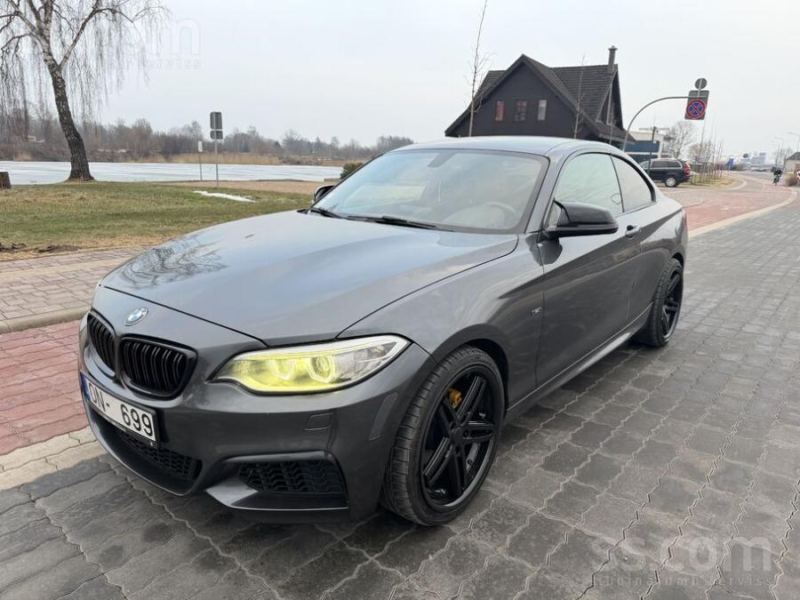 Grey BMW 218 2014 in Jelgava, with an engine capacity of 2.00 L and mileage of 290 thousand km for 13990 €, photo 30 on AUTOMOTO.COM.LV