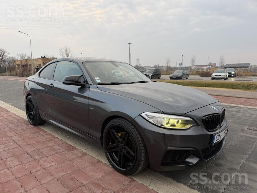 Grey BMW 218 2014 in Jelgava, with an engine capacity of 2.00 L and mileage of 290 thousand km for 13990 €, photo 31 on AUTOMOTO.COM.LV
