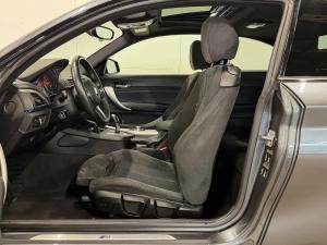 Pelēks BMW 218 2016 Jūrmala, ar dzinēja tilpumu 2.00 L un nobraukumu 278 tūkst. km par 13950 €, foto 22 vietnē AUTOMOTO.COM.LV