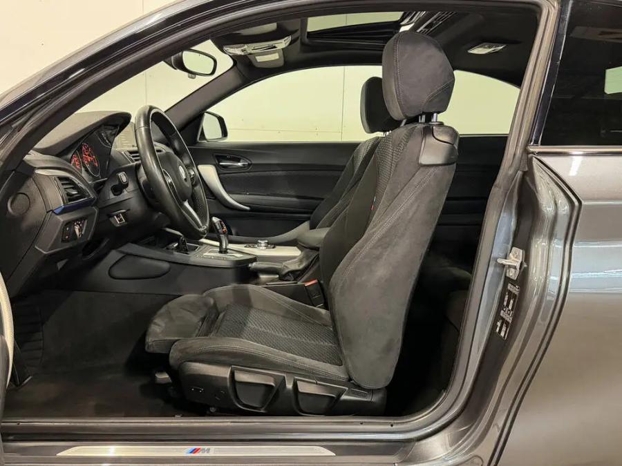 Pelēks BMW 218 2016 Jūrmala, ar dzinēja tilpumu 2.00 L un nobraukumu 278 tūkst. km par 13950 €, foto 22 vietnē AUTOMOTO.COM.LV
