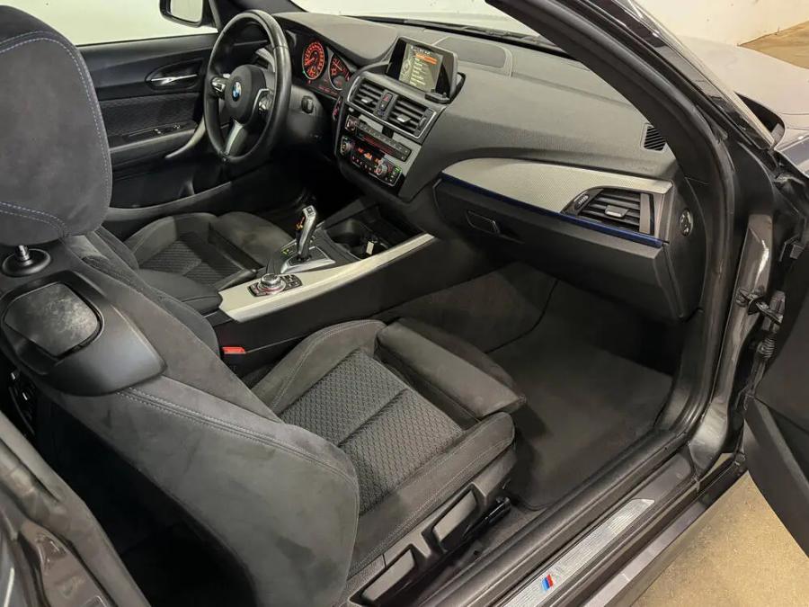 Pelēks BMW 218 2016 Jūrmala, ar dzinēja tilpumu 2.00 L un nobraukumu 278 tūkst. km par 13950 €, foto 25 vietnē AUTOMOTO.COM.LV