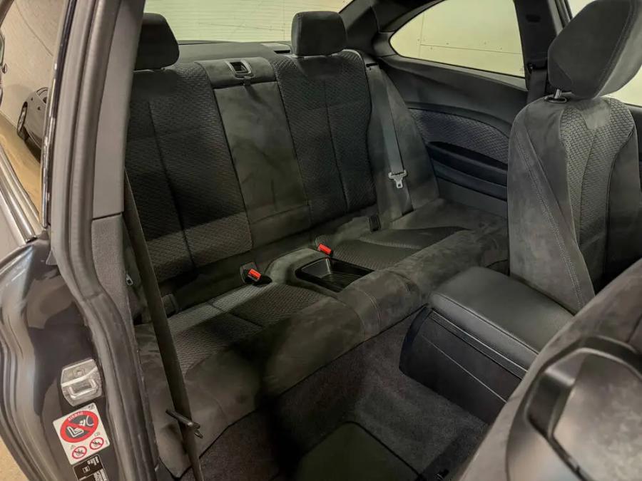 Pelēks BMW 218 2016 Jūrmala, ar dzinēja tilpumu 2.00 L un nobraukumu 278 tūkst. km par 13950 €, foto 29 vietnē AUTOMOTO.COM.LV